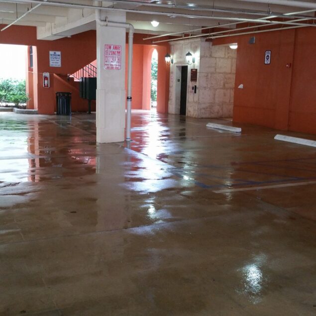 Parking Lot & Garage Cleaning | Sunshine Pressure Washing