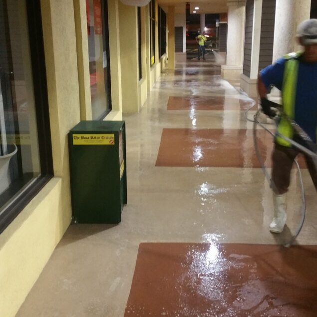 Parking Lot & Garage Cleaning | Sunshine Pressure Washing